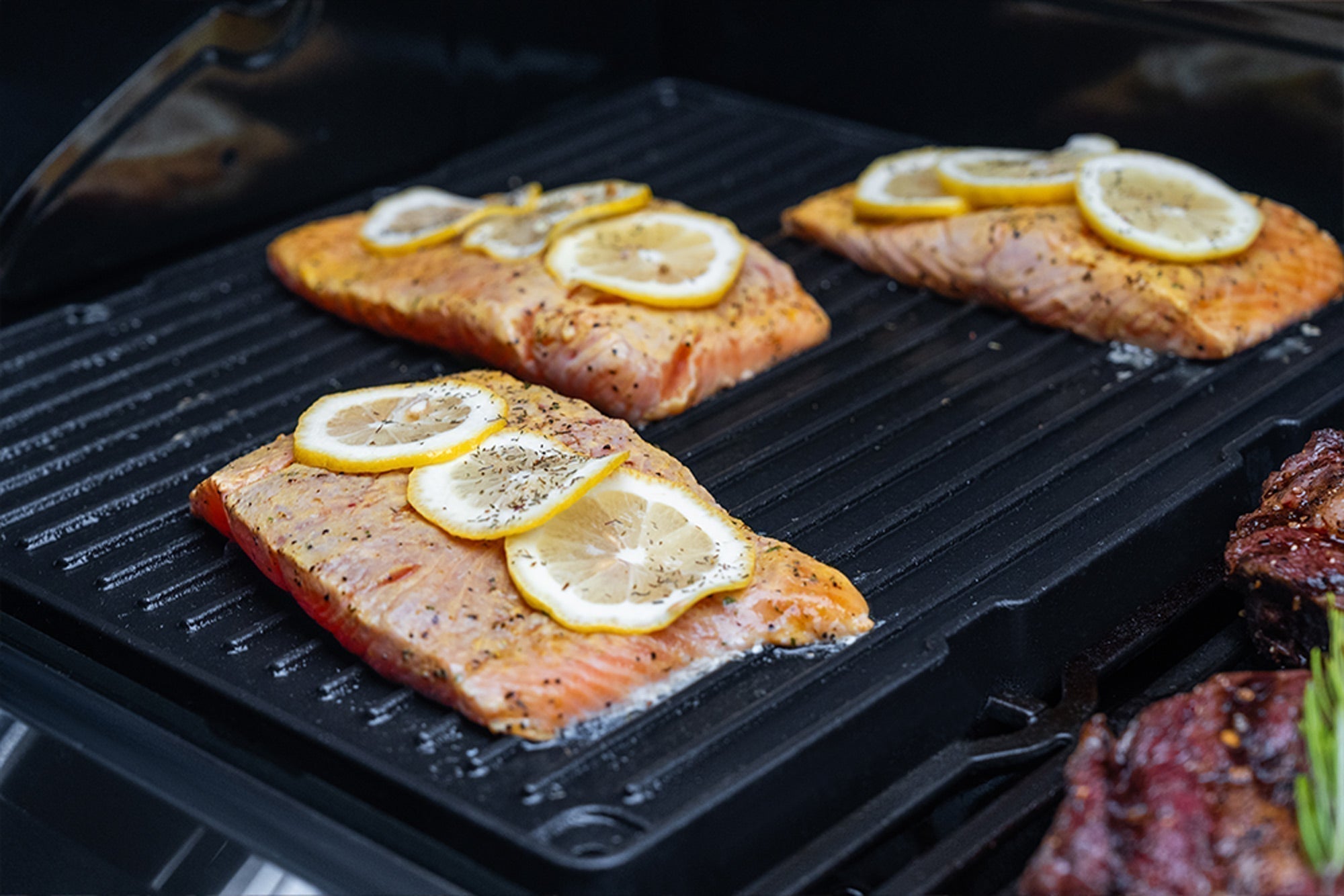 Griddle Pan: Your Kitchen’s Secret Weapon for Versatile Cooking | Nexgrill